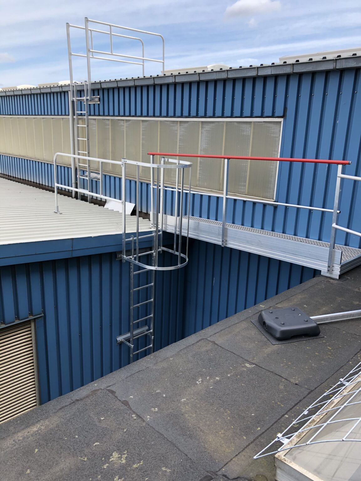 Køb stiger, lejder & arbejdsplatforme - Køb stiger online her - Stiger.nu